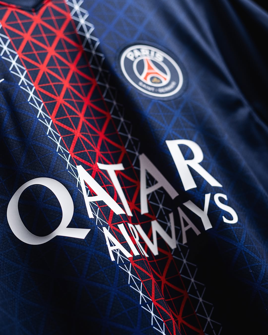 PSG 25/26 HOME KIT FAN VERSION – jerseychampbd.com