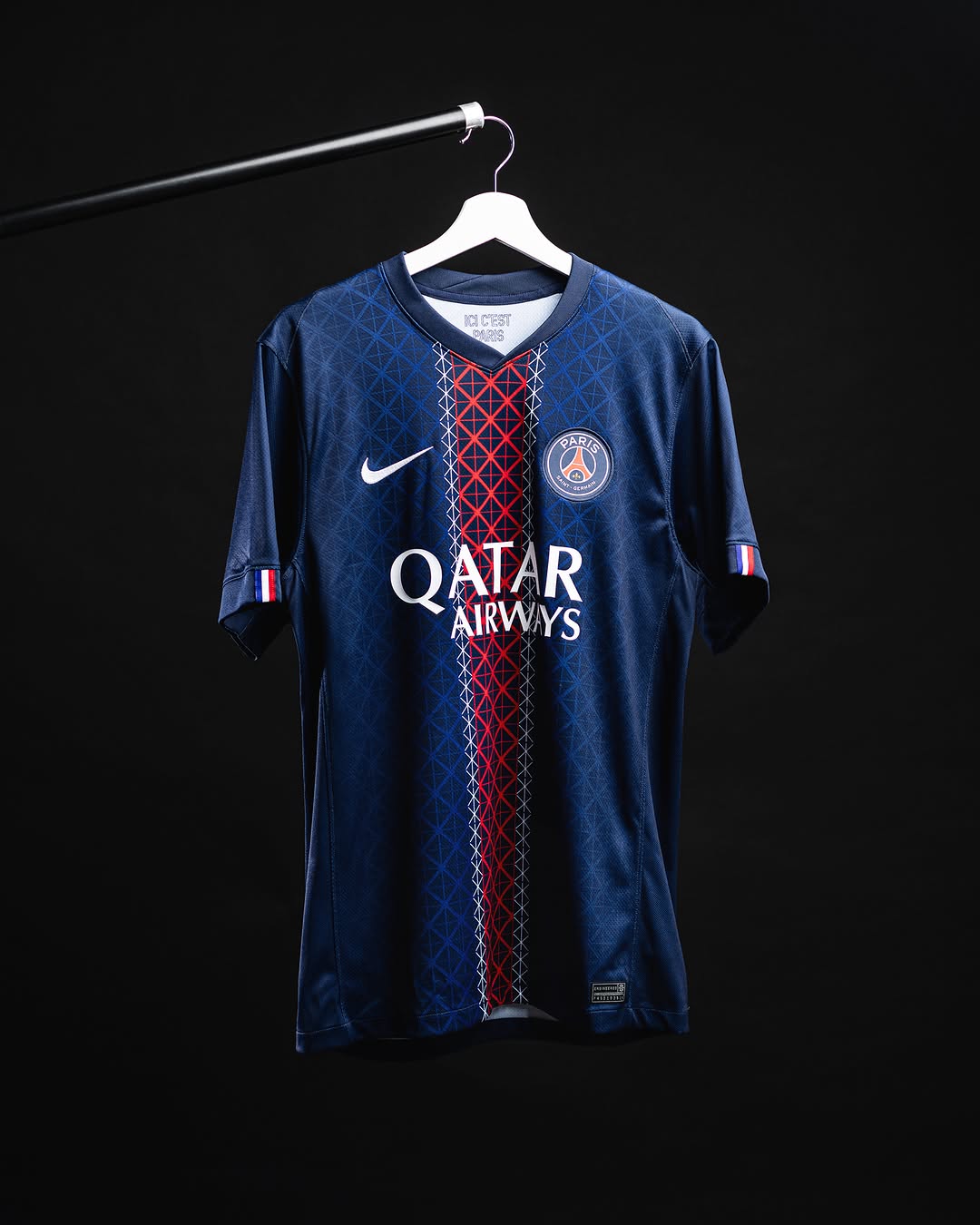PSG 25/26 HOME KIT FAN VERSION – jerseychampbd.com